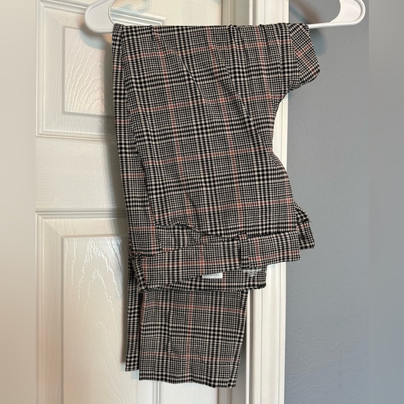 Old Navy | Pants & Jumpsuits | Business Casual Capris | Poshmark